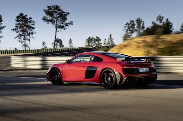 Audi R8 2022 Red